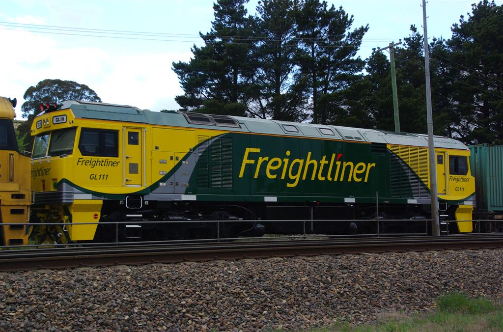 Rollingstock News: GL111 Freightliner Livery