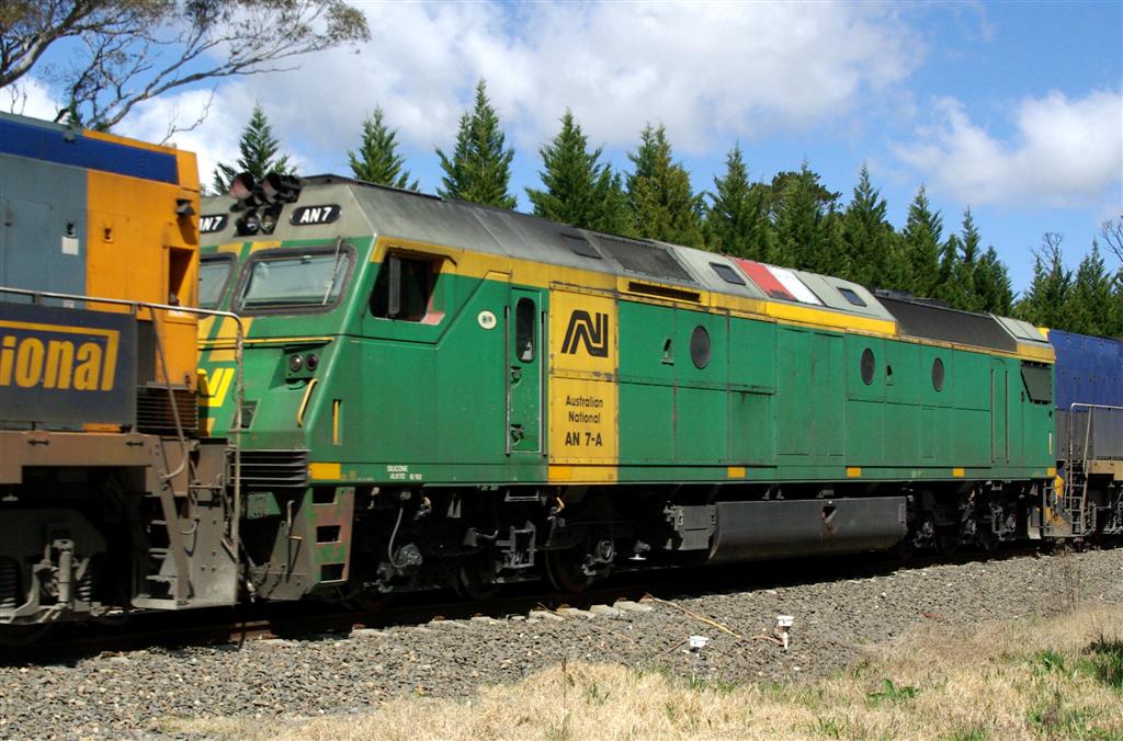 Rollingstock News: XW4