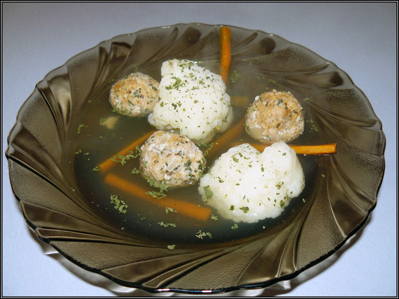 Happy Blogging!: Supă cu găluște de carne