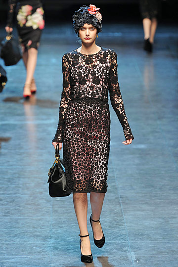 Couture Carrie: Lovely Lace