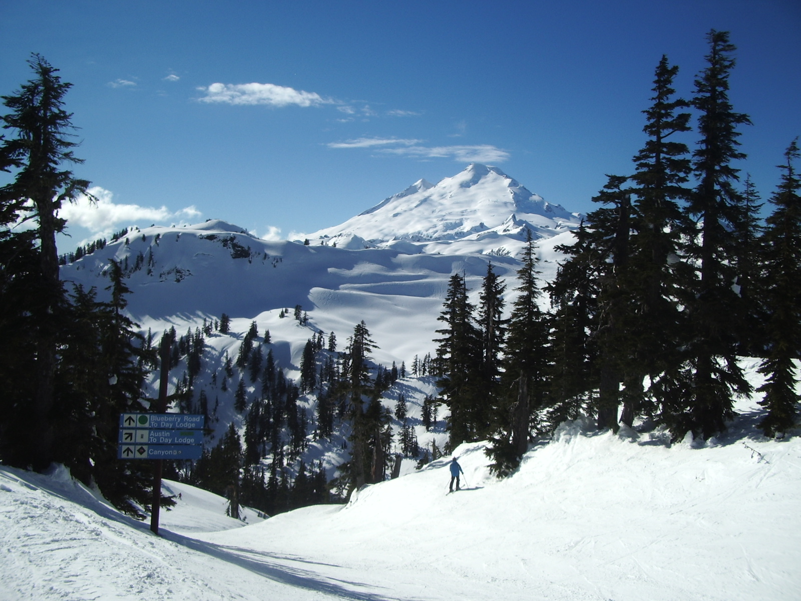 FanaticNomadic: Weekend Summer Getaways in the Mount Baker, Washington Area