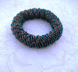 Jamie Hogsett: Playing with Wire: Mastering the African Helix Stitch