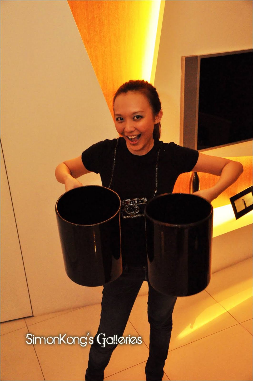 J C Sum and MagicBabe Ning 's magic gig, Zlwin Chew's close up show at ...