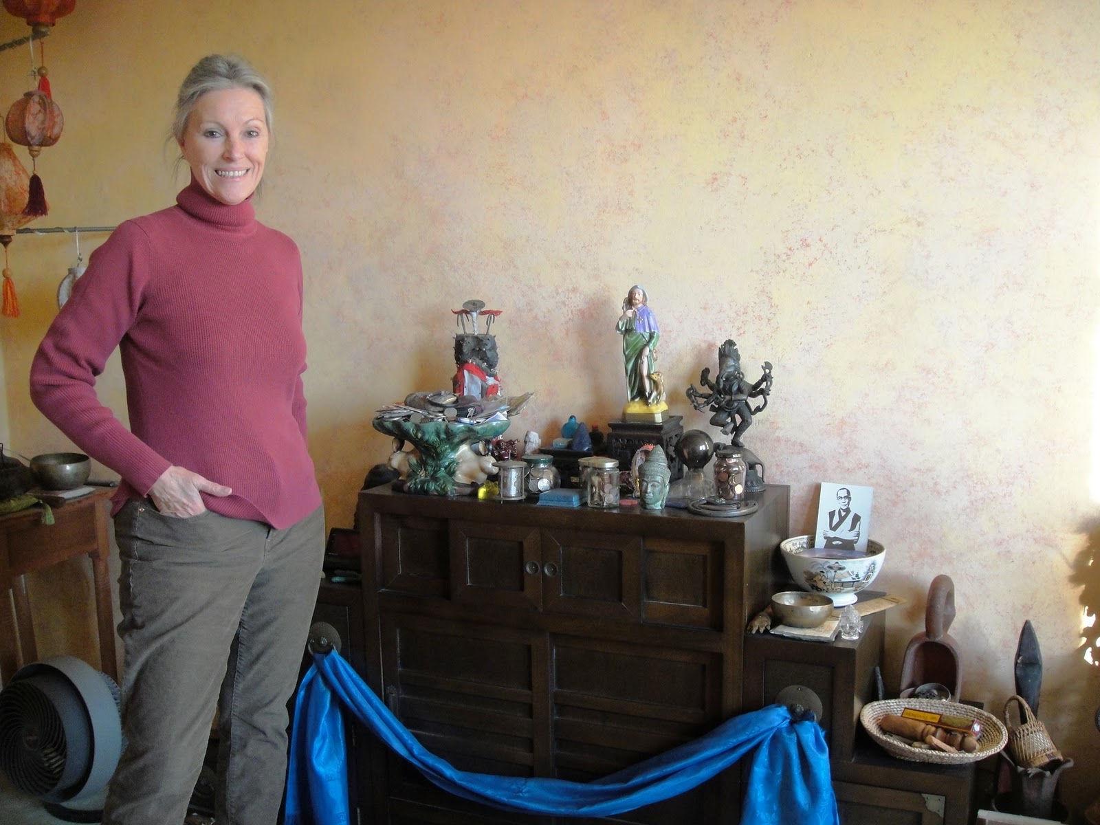 Walking and Talking: Of saints and sardine tins: Lynne Block's port-a ...