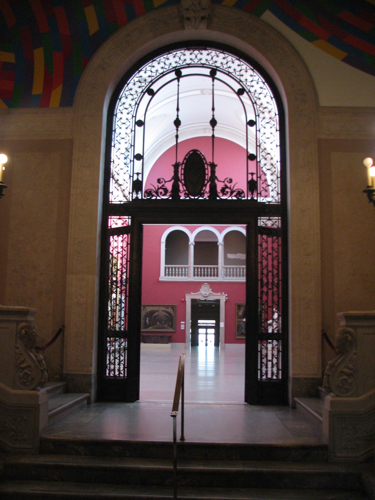 Gone Golf'in or Gone Photograph'in: The Wadsworth Atheneum