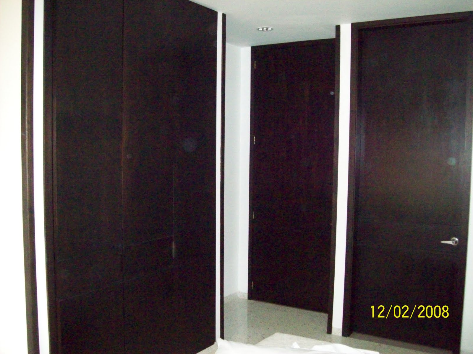 Diseño: MOBILIARIO WENGUE