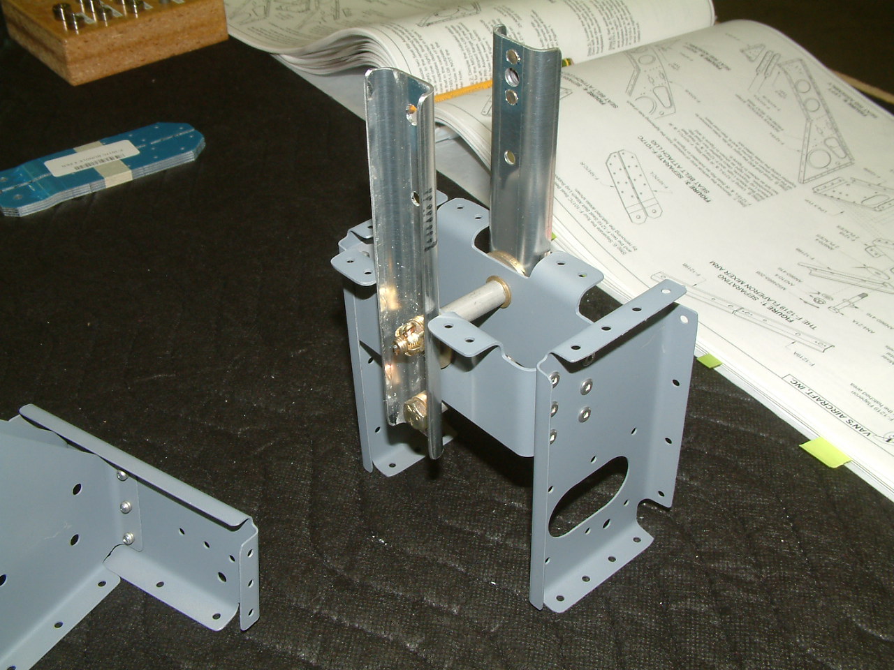 RV-12 Builder in Sandy, UT: Pulley and Flaperon Mixer Assemblies