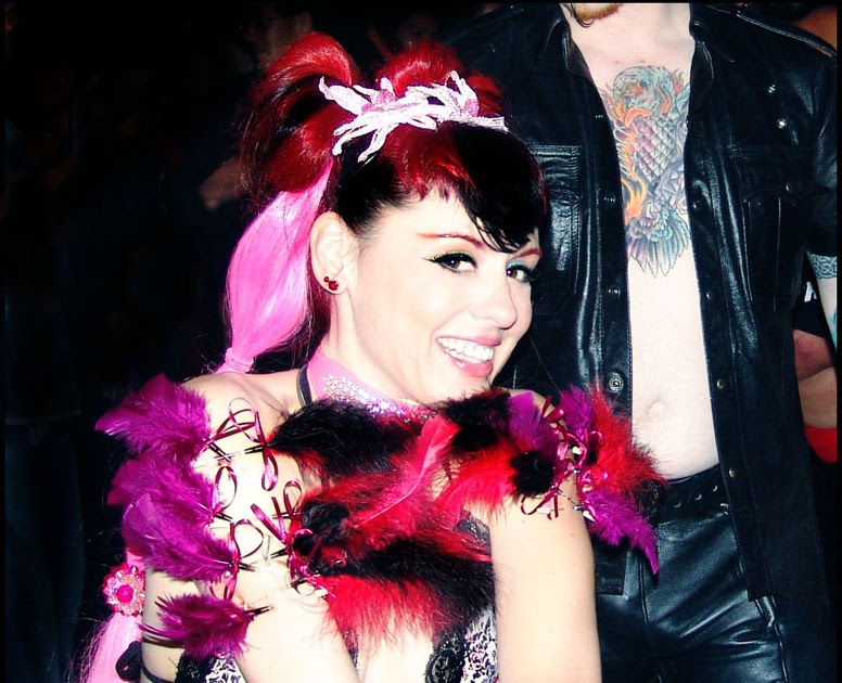 Fetish Jade Fetish Jade At The Bondage Ball Needle Play