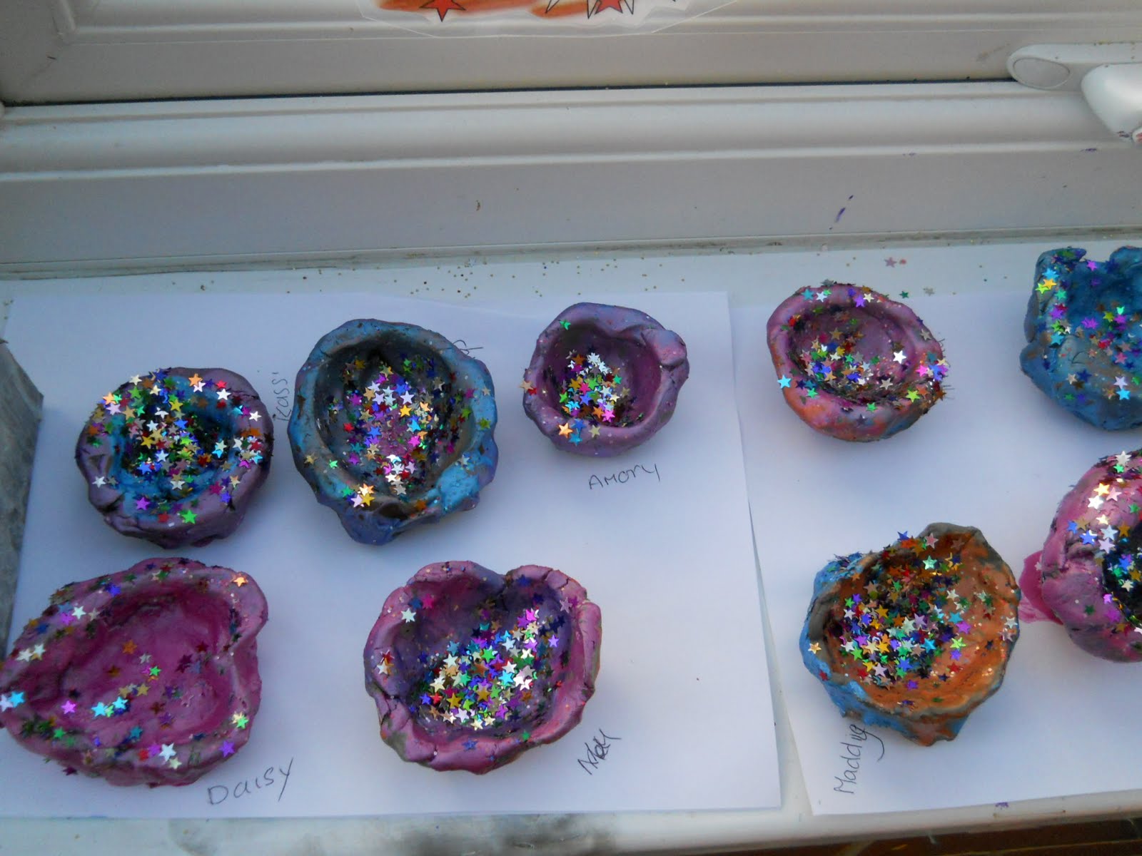 Reception at Robin Hood: Clay diva pots