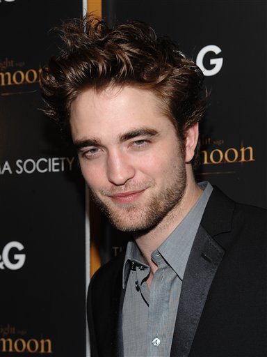 Fitness Stop: Get Twilight star Robert Pattinson's chest and arms
