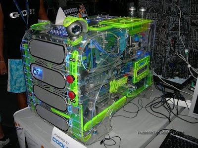 MUNDO CURIOSITYS: Gabinetes de PC re grosas (posta)