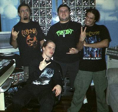 Brutalidad Metalica: INTERNAL SUFFERING Butal Death Metal De Colombia