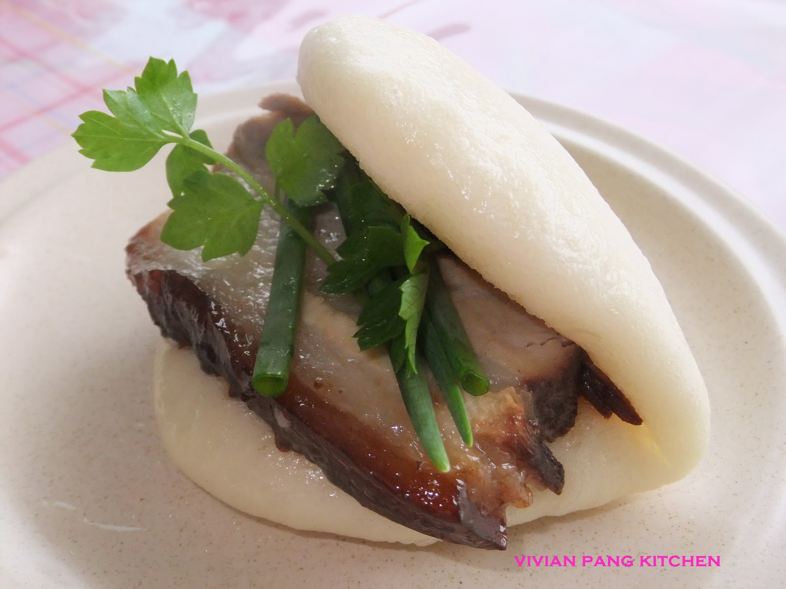 Vivian Pang Kitchen: Chinese Burger