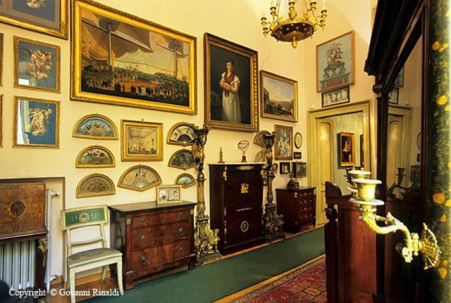 "Tweedland" The Gentlemen's club: 'EMPIRE' ! 'EMPIRE' ! .... MARIO PRAZ ...