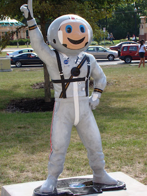 Life Junkie: Brutus Buckeye