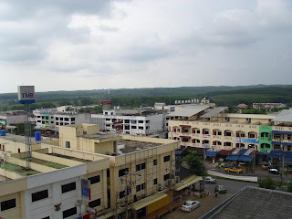 Tung Kin Foong's Blog: The Border Town Of Dannok - Thailand