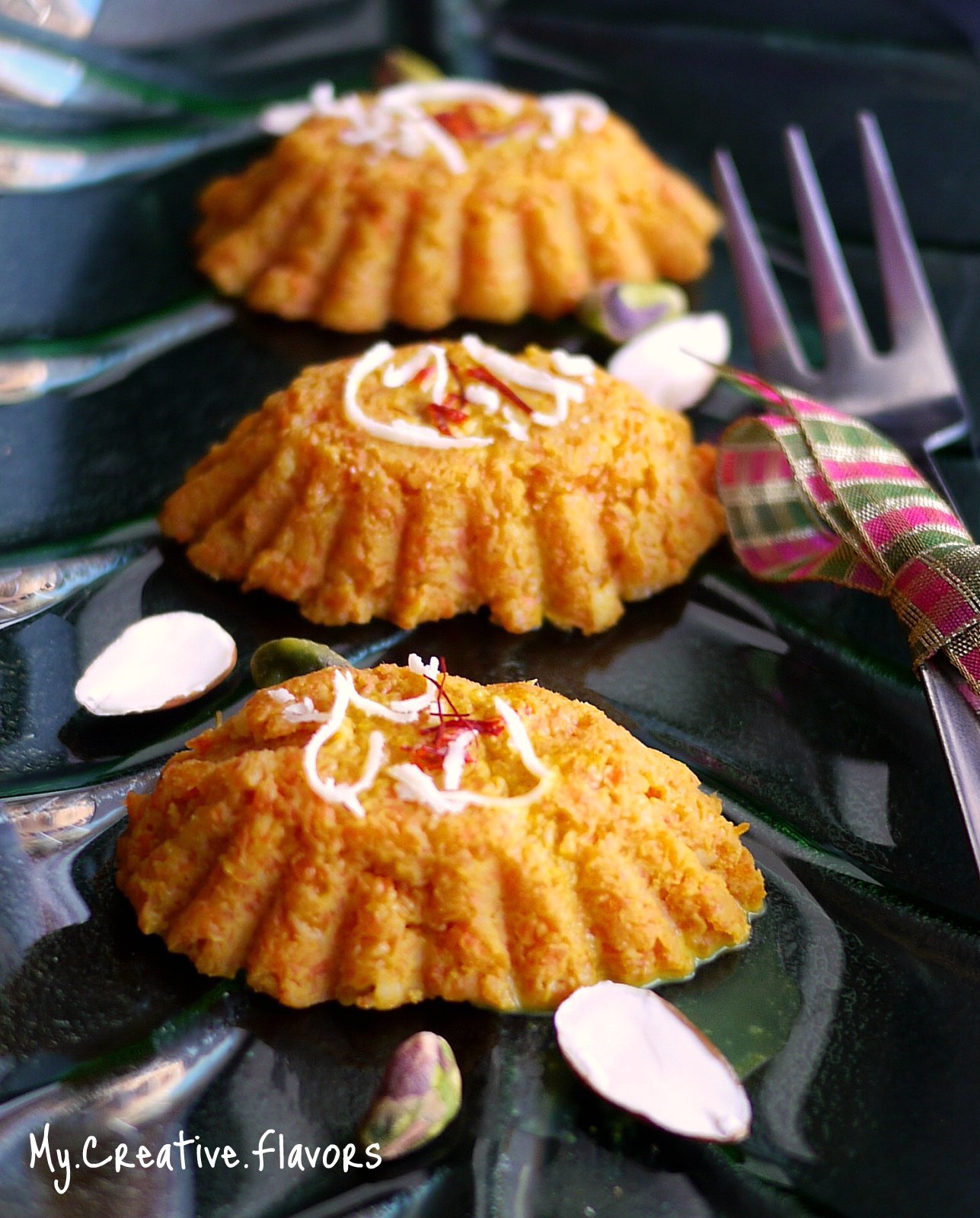 My.Creative.Flavors: Red Velvet Halwa with Carrots and Roses