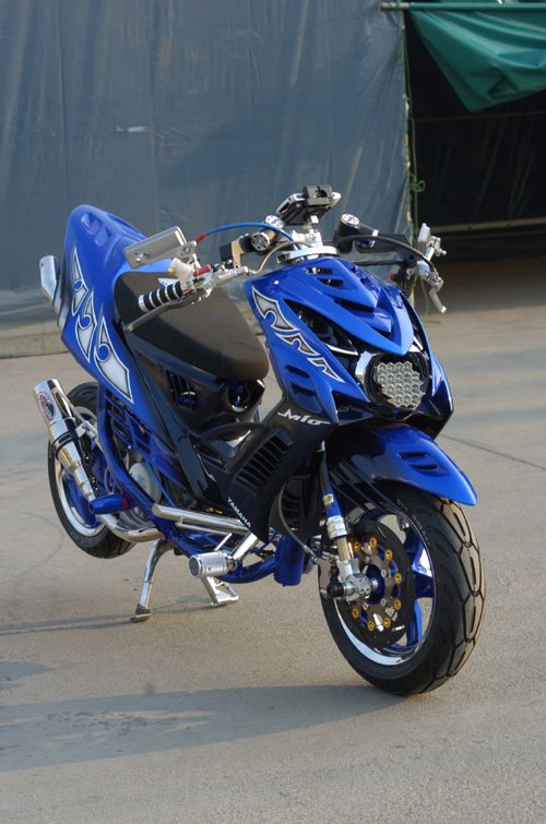 Amazing Cars and Bikes: yamaha ego