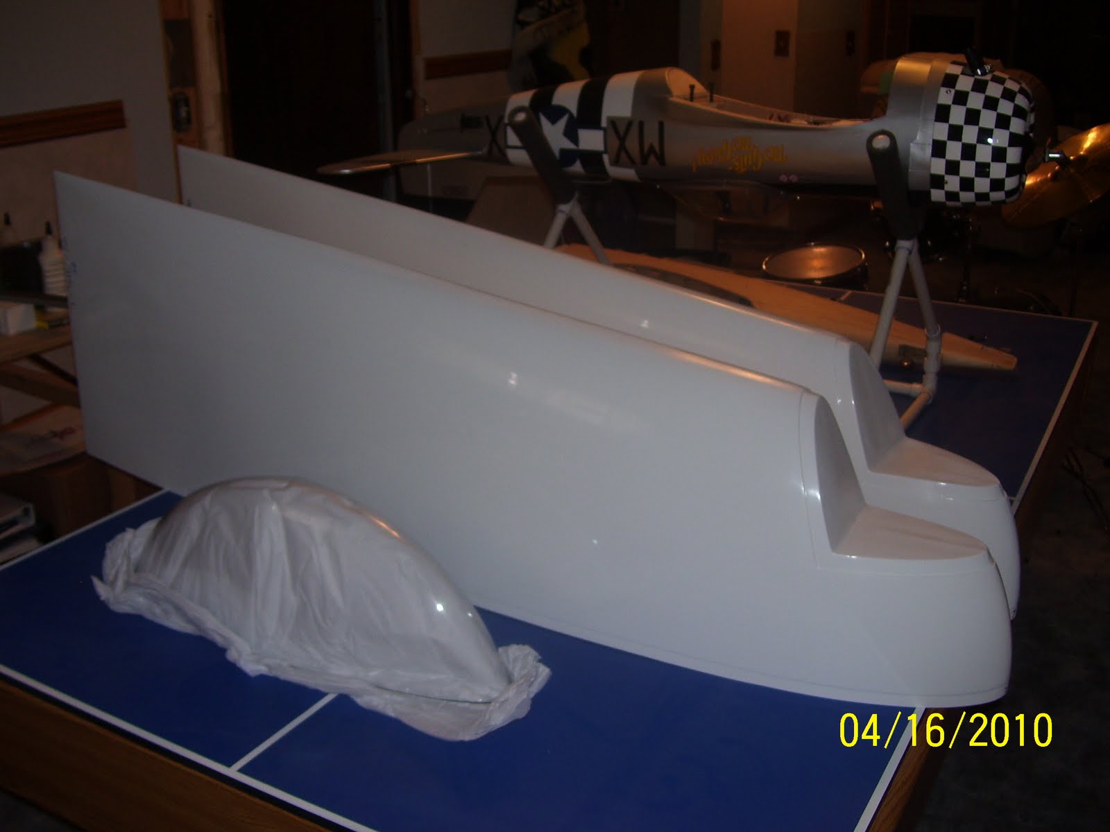 Flyin' Bryan's RV-8 Adventure: The fiberglass wing tips