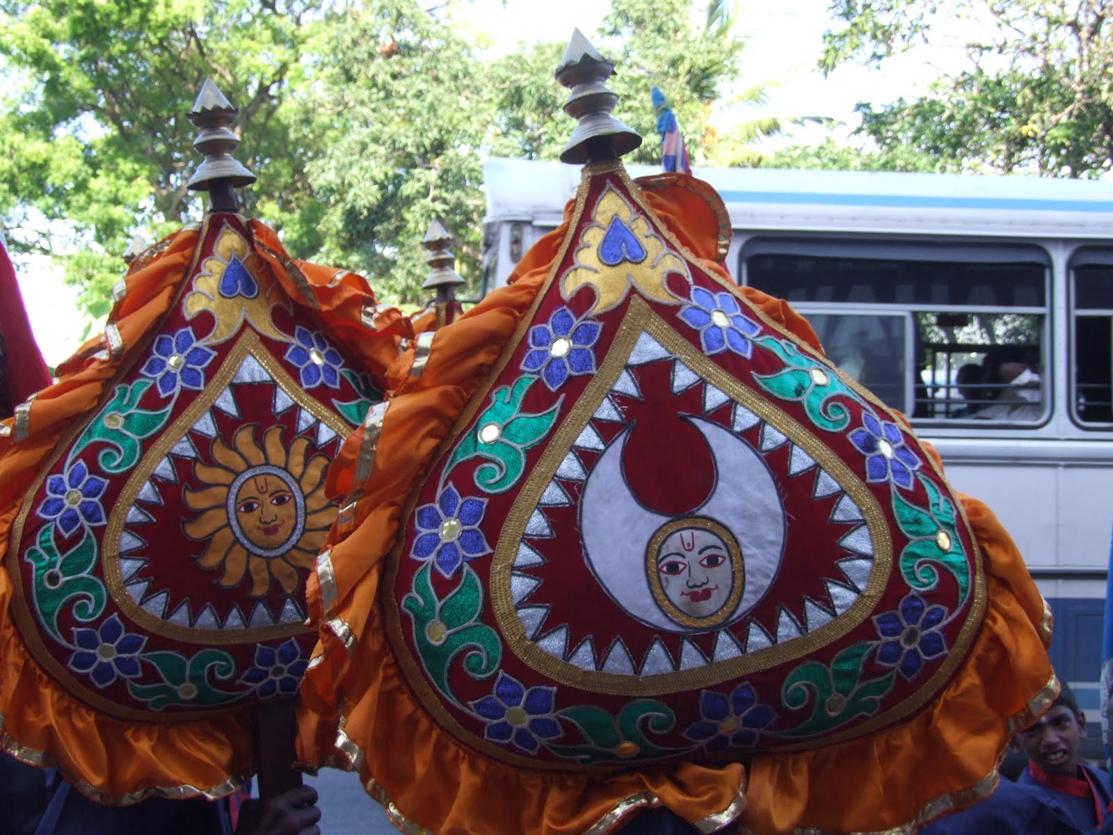 Passion Parade: A Charming Aadi Vel Cart Parade in Colombo