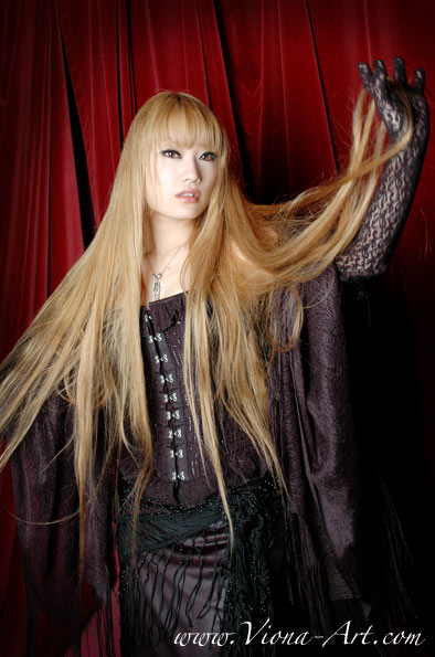 Aural Vampire Spain: Imágenes de Estudio [Viona Art - Exo Chika]