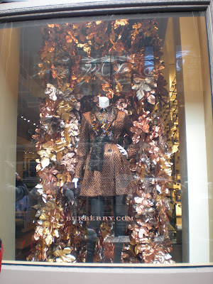 The NY Fashion Post: Burberry Window Display