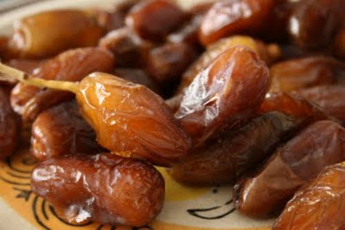 Yoga Clássico: TÂMARAS: veja os benefícios