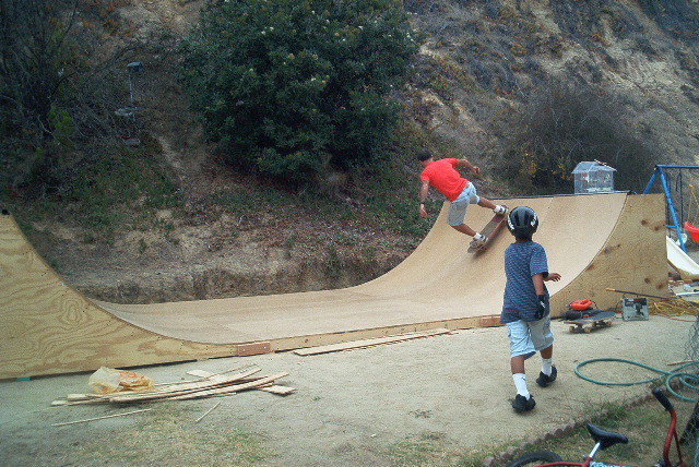 Daren Sefcik: Homemade Skateboard Halfpipe