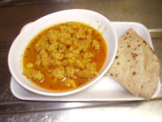 MY INNOVATIONS(Secrets of the Marathi Kitchen): Moong vadi sabji