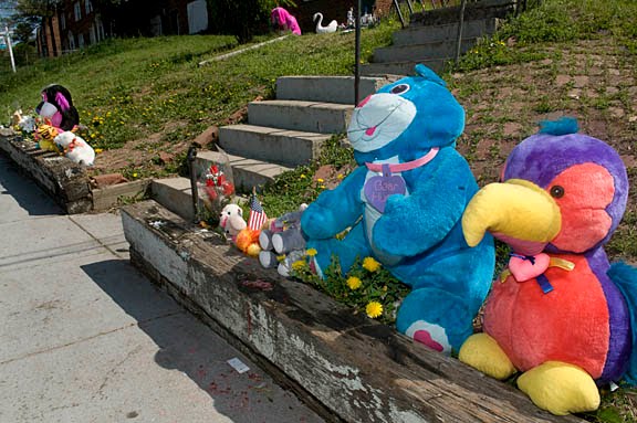 Washington's Other Monuments: Collective Shrine for Tavon Nelson ...