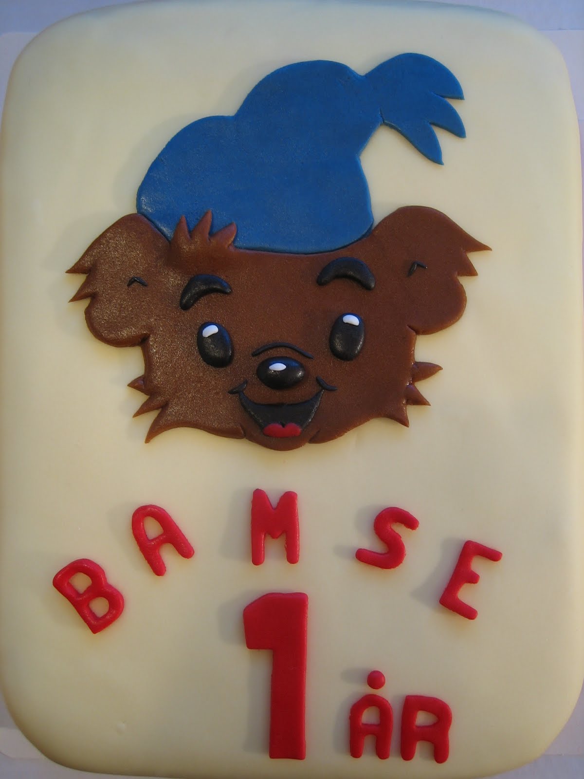 Baka baka liten kaka: Bamse 1 år