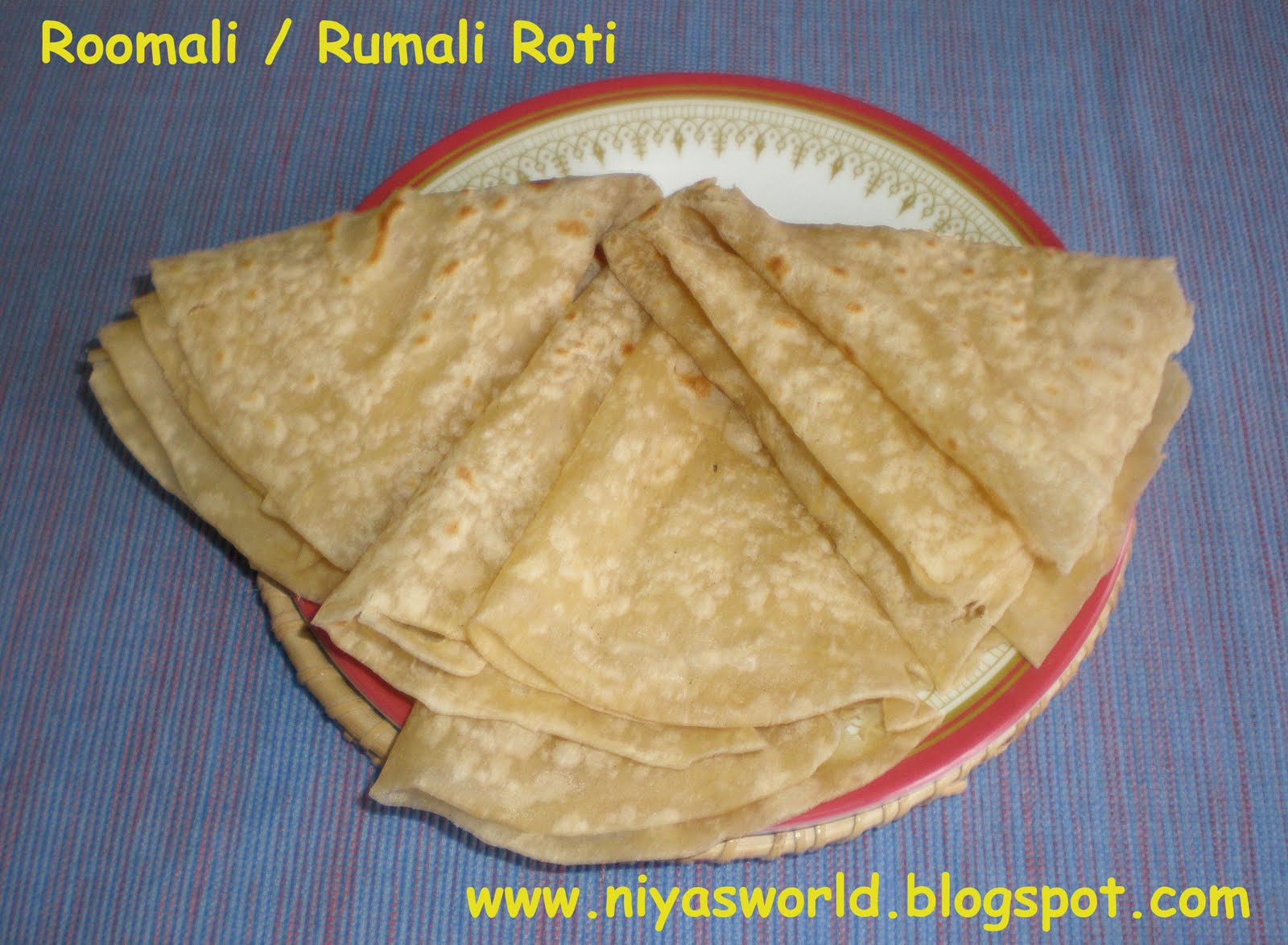 Photo of Traditional Kashmiri Roti : r/IndianFood