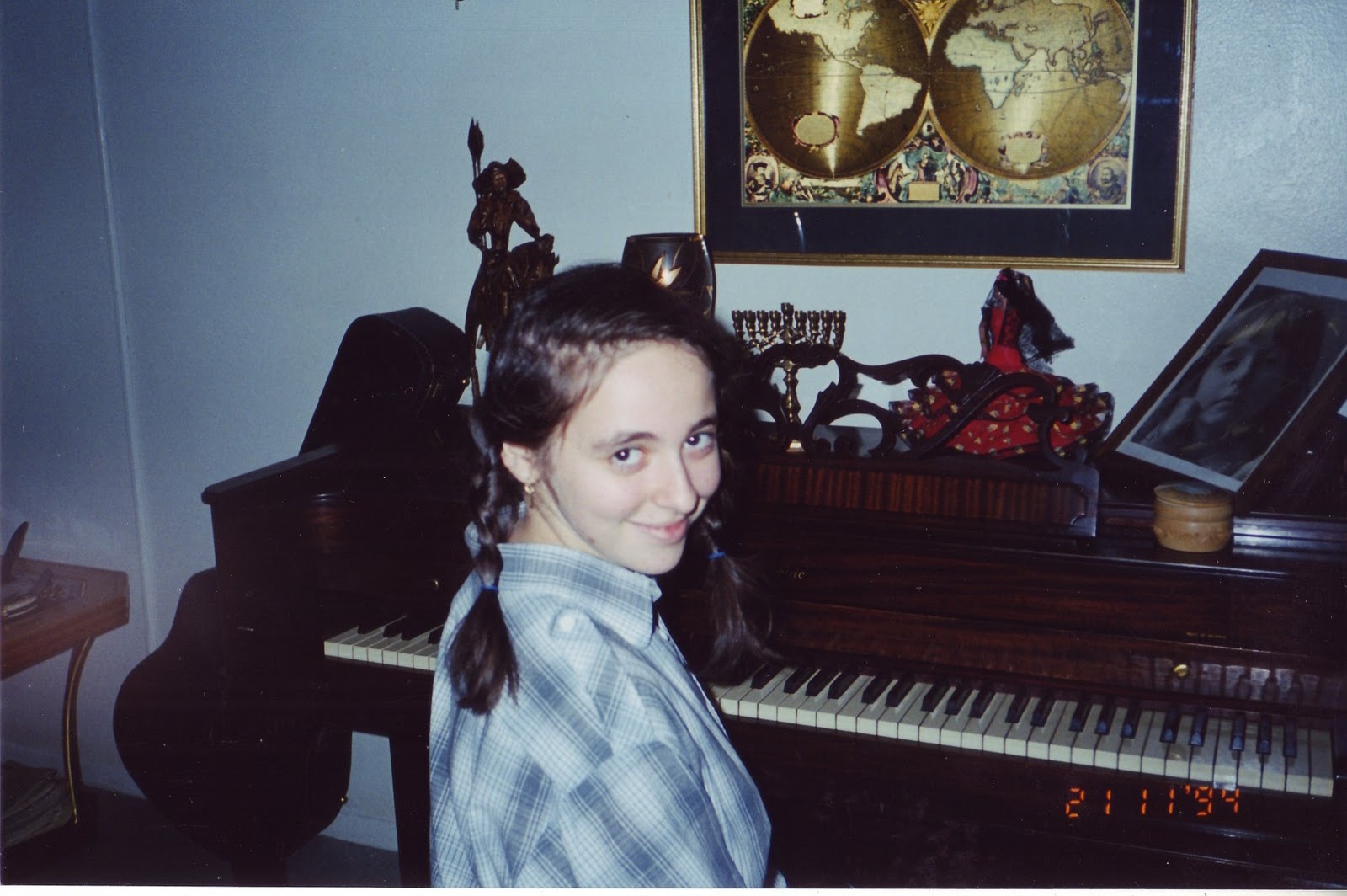 THE 3 R's - READING, 'RITING, & RESEARCH: CHATTING WITH KATIA RAINA