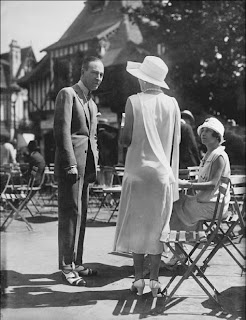 Encyclopedia of Clothing and Fashion: Jean Patou