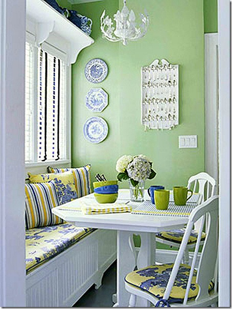 Kitchen Paint: Apple Green Paint Color.