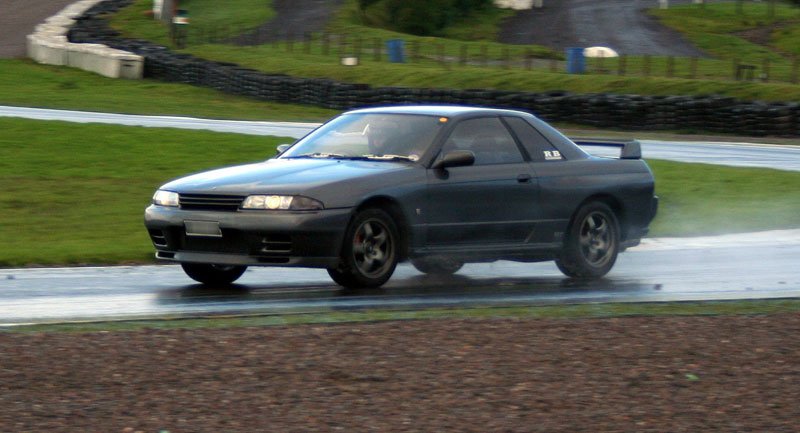 Nissan Skyline R32 GTR Time Attack Build Story with Track Scotland