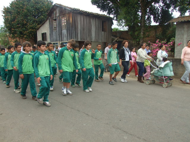 E.E.F. DEPUTADO SILVIO FERRARO