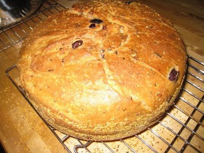 Gnomicon: Baking: Rustic Cyprus-Style Herbed Olive Bread