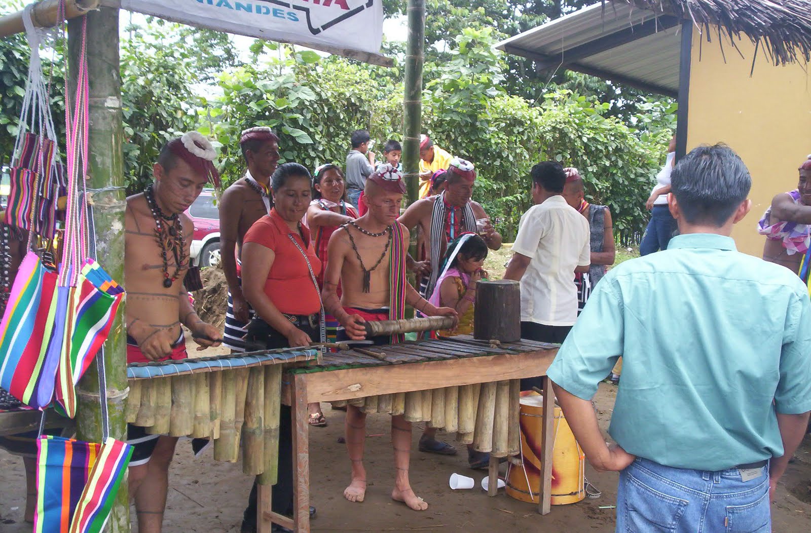Tsachilas: Fotografías de Tsa´chila