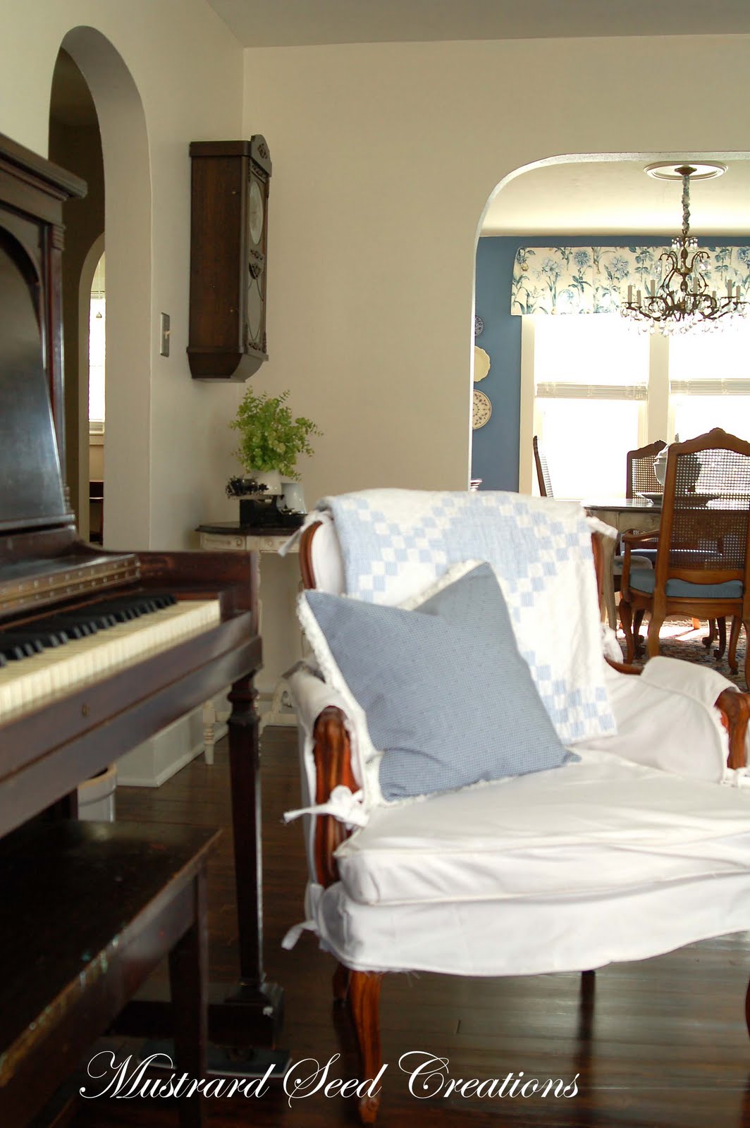 Aria Ivory - Miss Mustard Seed