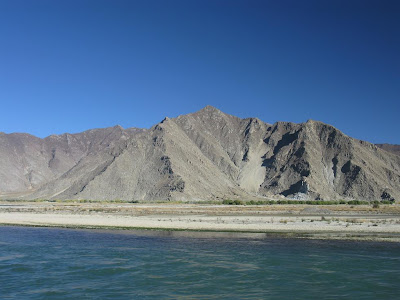 The Friendship Highway back to Lhasa ~ Derek's Travels