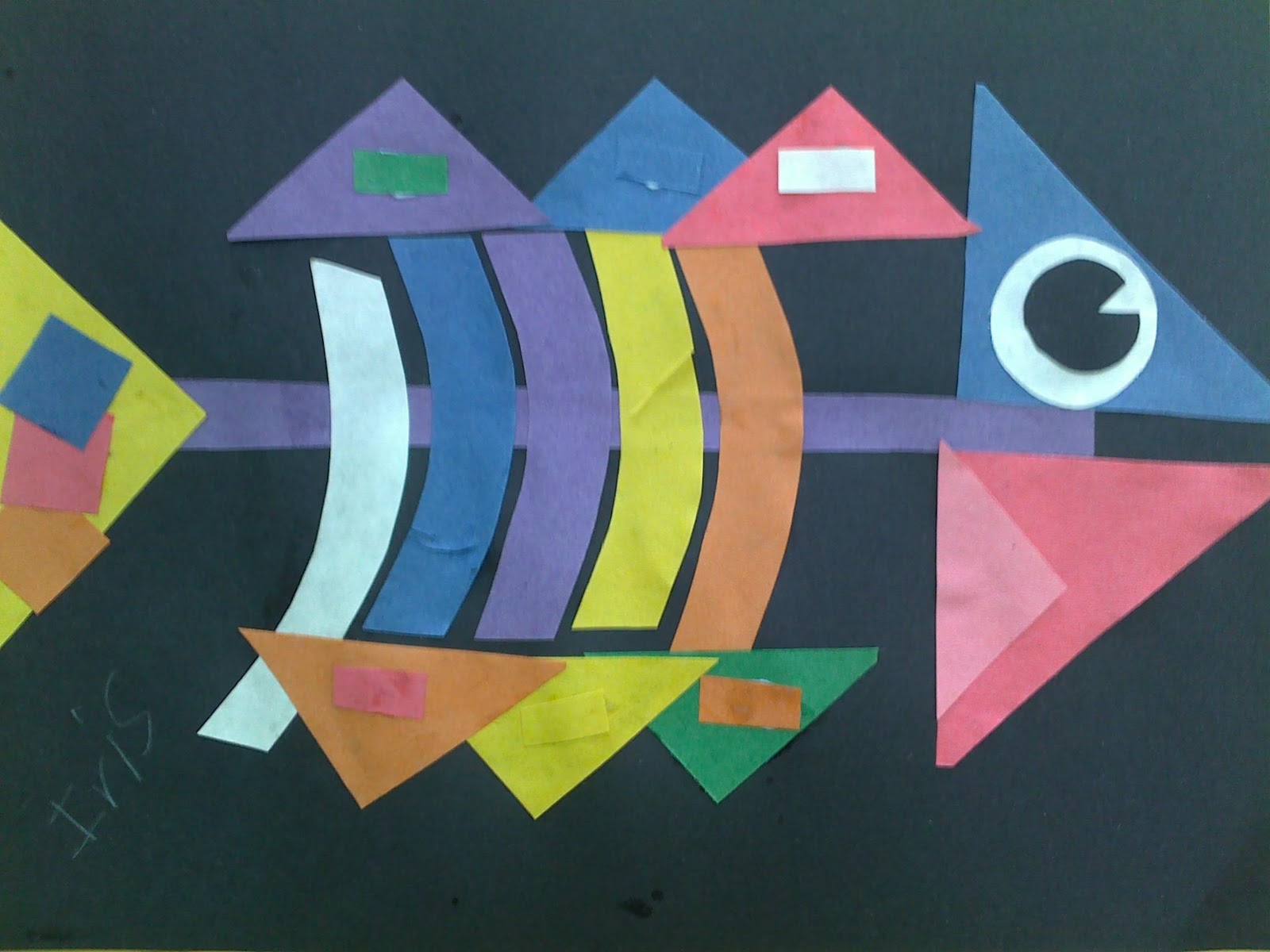 DelCampo Academy Art...: Second grade fish skeleton