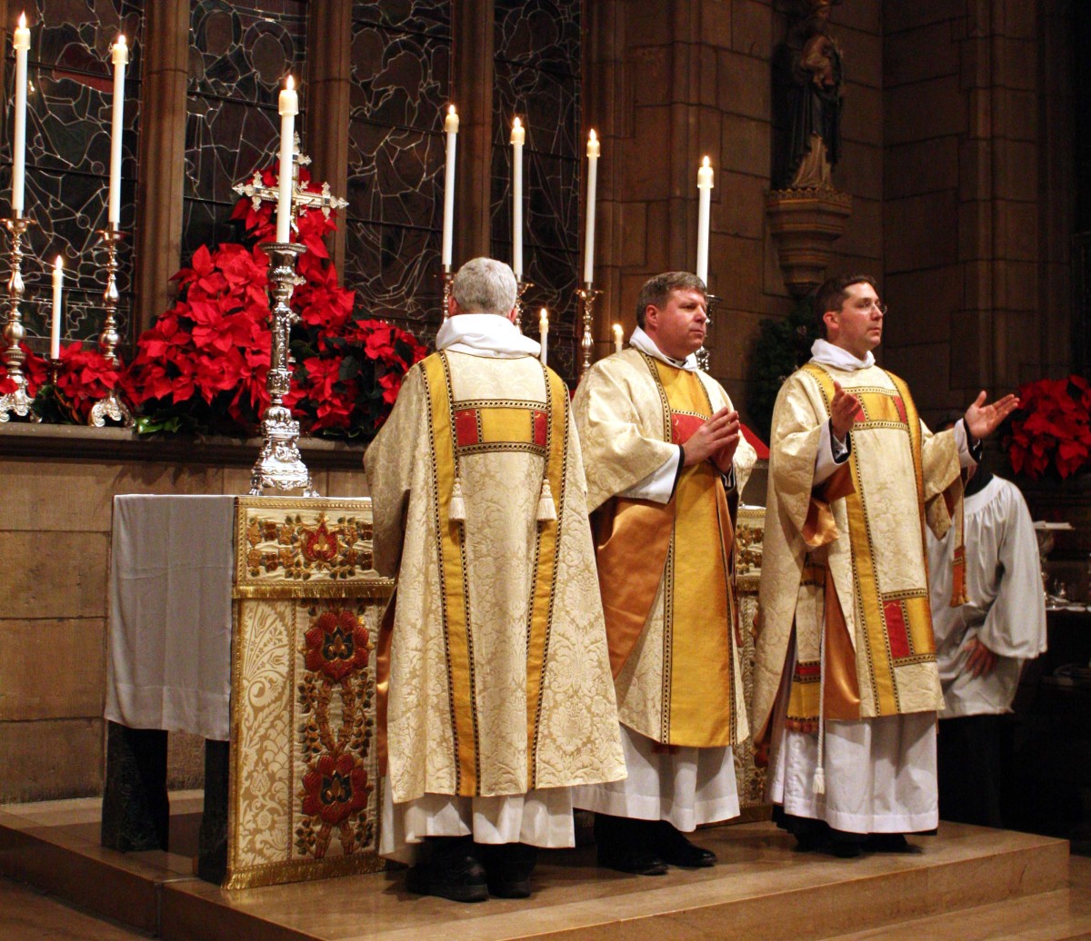 Anglican Patrimony: Some thoughts on sacred vesture in the Anglican ...