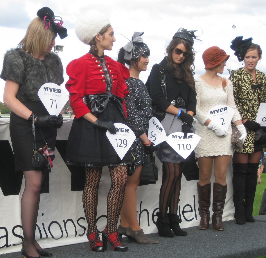 Attired Ideas: Wagga Wagga Gold Cup
