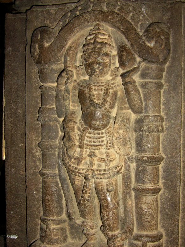 Travelogue Unlimited: Temples of Bahadurgad Fort : A Photo Feature