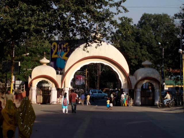 Travelogue Unlimited: Chaturshringi Temple , Pune : A Photo Feature