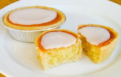 Umlautitude: Adventures in Swedonia: Mazarin Cakes