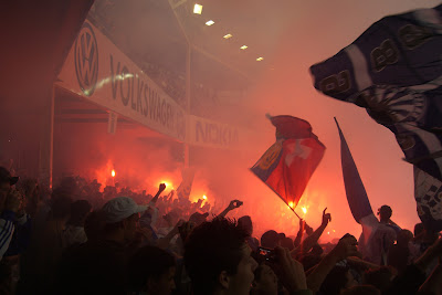 Photo, Shoot - Grasshopper Zurich Fans Bring the Heat - Just Football