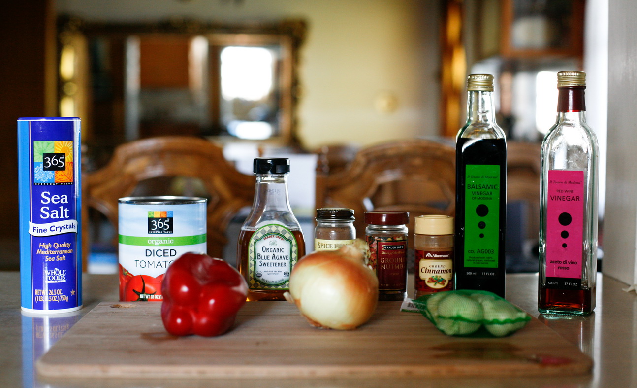 go vegan meow!: Real Food Daily Burgers & Homemade Ketchup