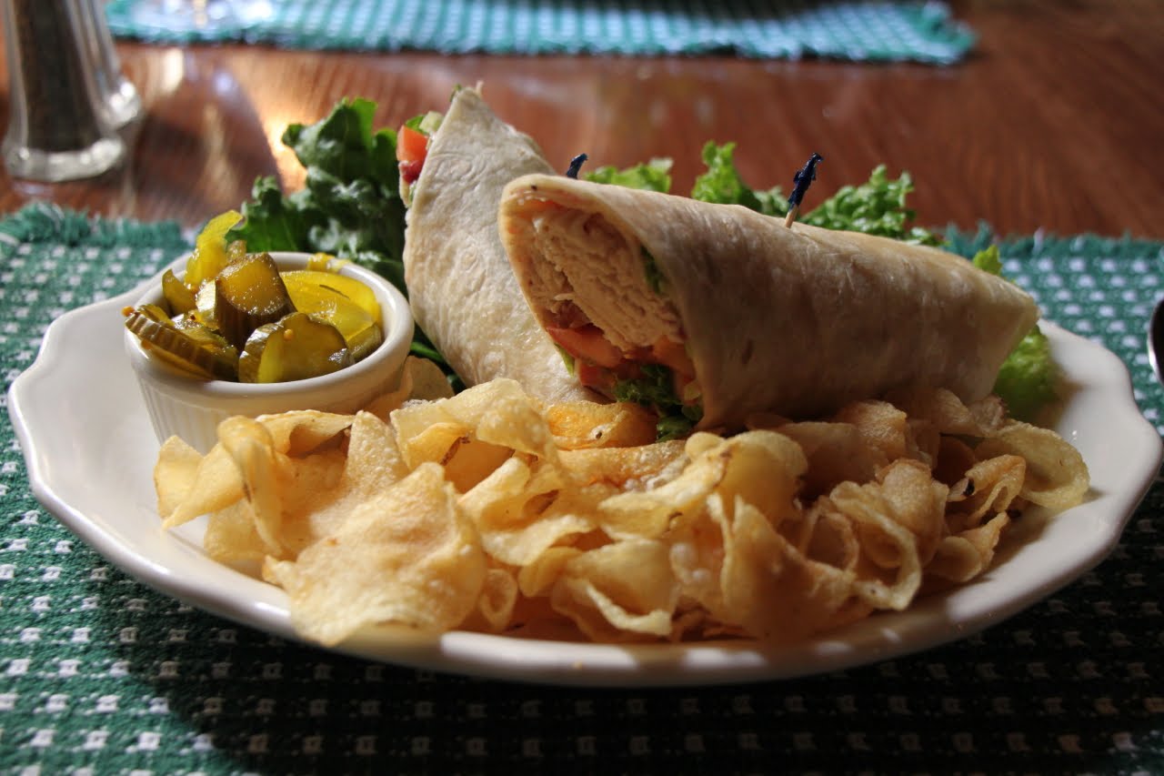 FrameBoston: ウェイサイド・インで昼食（Lunch at Historic Wayside Inn）